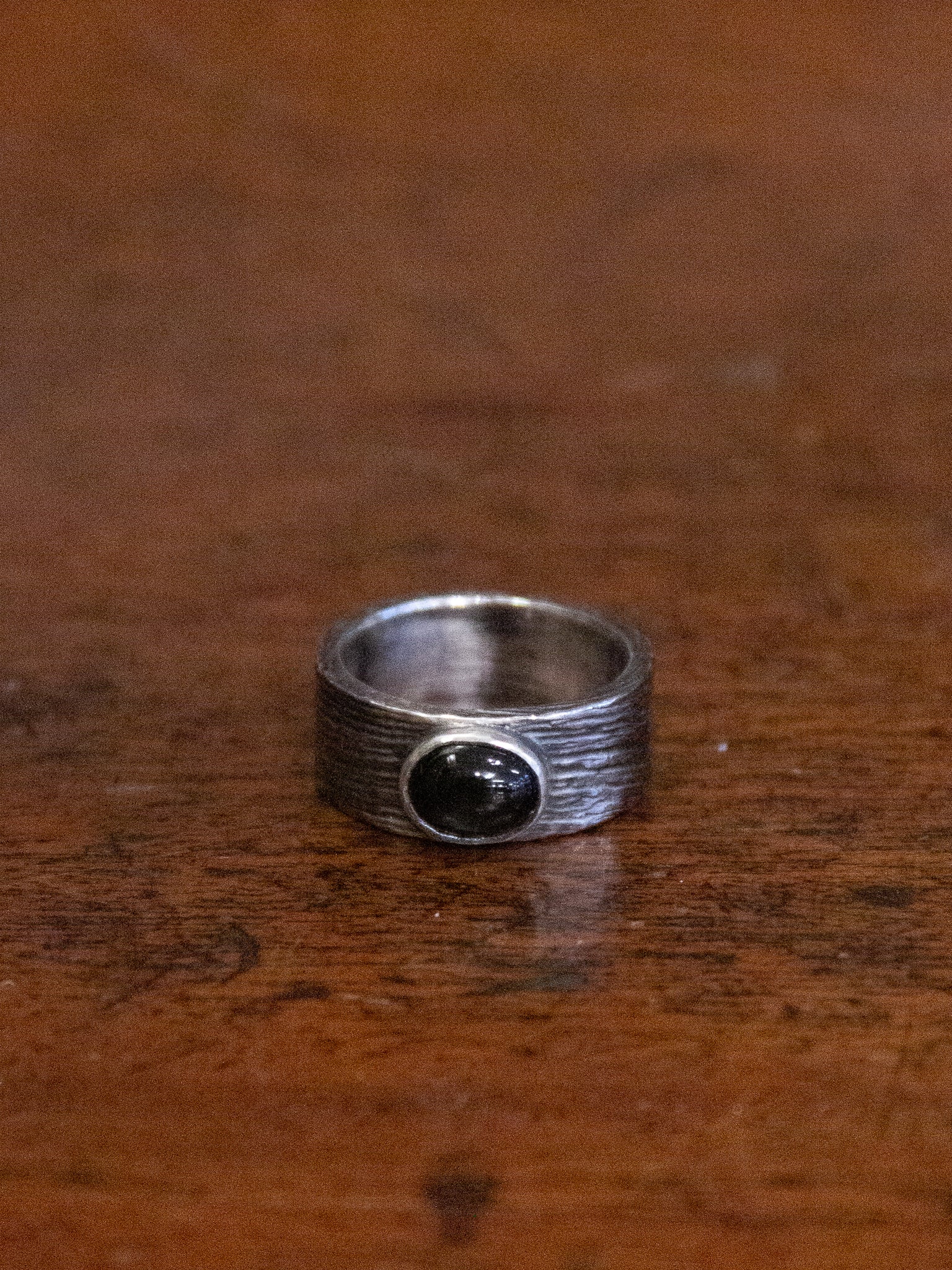 First Arrow's, Noel Ring With Black Stone, R-243BS – Wardrobe 19