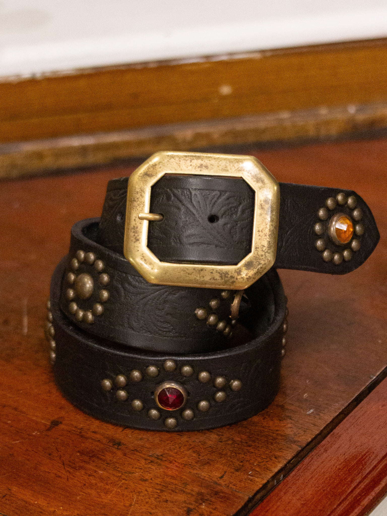 Bandits Golden Belts, Embossed Jewelled Belt, Black – Wardrobe 19